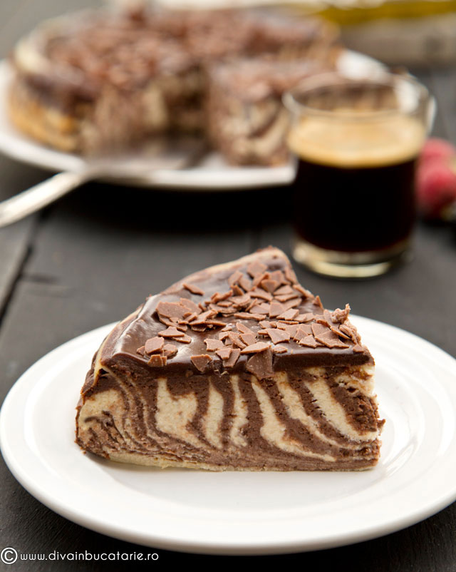 CHEESECAKE ZEBRA CU CIOCOLATA | Diva in bucatarie